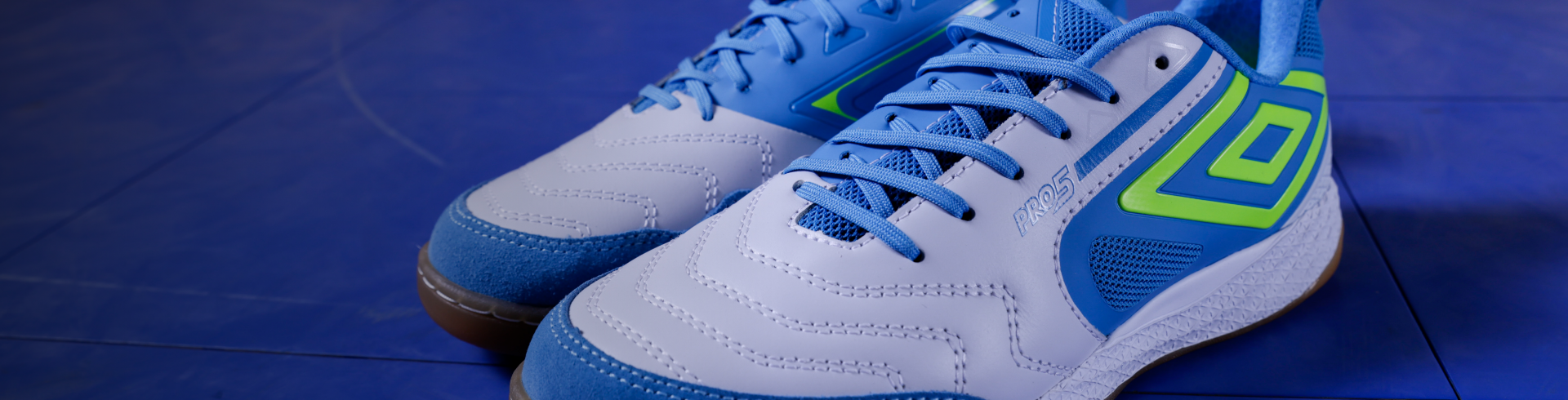 Chuteiras de Futsal Pro 5 Bump | Umbro